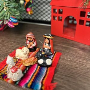 Zoeartcrafts - Tiny Peruvian Nativity Scene Christmas Decor - 6 pcs set - 1" tall