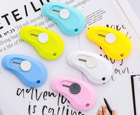 WOIWO 4 Pieces Mini Retractable Utility Knife Box Opener Letter, Random Color