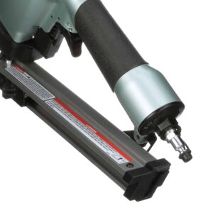 Metabo HPT Metal Connector Nailer | Pro Preferred Brand of Pneumatic Nailers | 36 Degree Magazine | Accepts up to 1-1/2-Inch Nails | Ideal for Fastening Metal Connectors to Wood | NR38AK