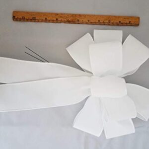 Large 10" Wired White Velvet Outdoor Wreath Bows