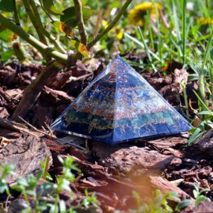 New Orgone Pyramid for Healing Heart | Black Tourmaline | Lapis Lazuli | Amazonite | Green Jade Orgonite Pyramid for E-Energy Protection - Crystal Chakra Stone Pyramid