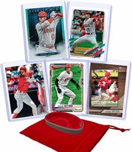 shohei ohtani baseball cards (5) assorted los angeles angels trading card and wristbands gift bundle