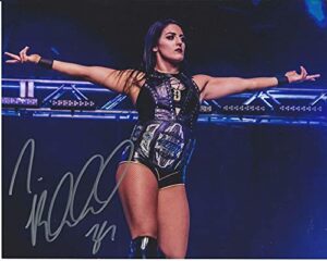 tessa blanchard autographed 8x10 - arms