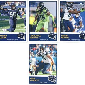 2019 Panini Score Football Veteran Seattle Seahawks Team Set of 10 Cards: Russell Wilson(#314), Rashaad Penny(#315), Chris Carson(#316), Tyler Lockett(#317), Will Dissly(#318), Bobby Wagner(#319), Frank Clark(#320), Shaquill Griffin(#321), David Moore(#32