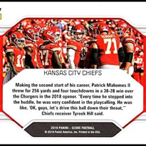 2019 Score NFL Huddle Up #7 Kansas City Chiefs Kansas City Chiefs Official Football Card made by Panini