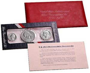 1976 s u.s. mint set - 3 coin 40% silver bicentennial commeratives uncirculated