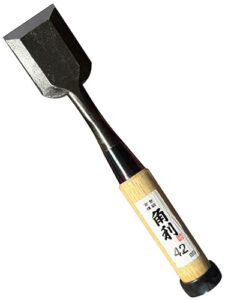 kakuri japanese wood chisel 42mm (1.65") for woodworking, made in japan, oire nomi japanese woodworking tool, sharp japanese carbon steel, white oak wood handle