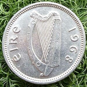 1960 No Mint Mark DATE MAY VARY! DELIGHTFUL LUCKY IRISH 3 PENCE COIN w RABBIT! LONG GONE PRE-DECIMAL DENOMINATION! Buy 2 get 1950's, Buy 3 get 1940's, Buy 4 get 1930's 3d (3 Pence) Pre-Decimal Seller Between VF and UNC depending on Year