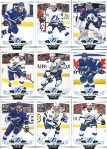 2019-20 o-pee-chee hockey tampa bay lightning team set (made by upper deck) of 17 cards: ryan callahan(#4), ondrej palat(#31), andrei vasilevskiy(#89), victor hedman(#110), anton stralman(#159), alex killorn(#165), nikita kucherov(#208), steven stamkos(#2