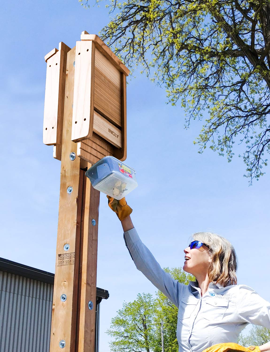 INCLY Small Bat House Kit for Outdoors 14.6"x6.7"x2.2" Shelter Box Roosting Single Chamber Natural Cedar Wood, Pre-Finished Easy to Install