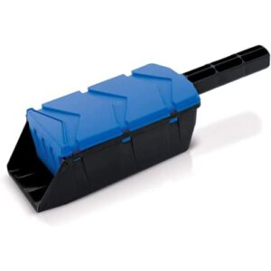 scoop spreader for grass seeds/fertilizer/sand/salt, multi-use hand spot spreader effortlessly spread salt or sand on driveways, walkways and parking spots in the winter - up to 70 oz.