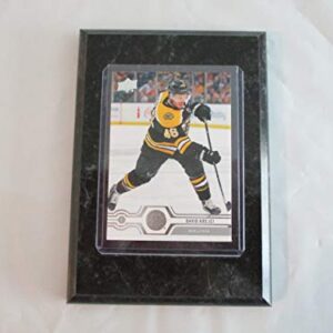 DAVID KREJCI BOSTON BRUINS 2019-20 NHL UPPER DECK PLAYER CARD MOUNTED ON A 4" X 6" BLACK MARBLE PLAQUE