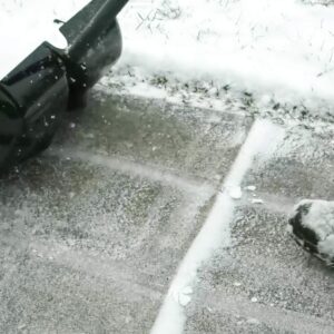 Composite Decking & Patio Safe Crack Jumping Smart Shovel w/Safe Back Adjustable Length Handle, 2-Handed Grip & 24' Blade