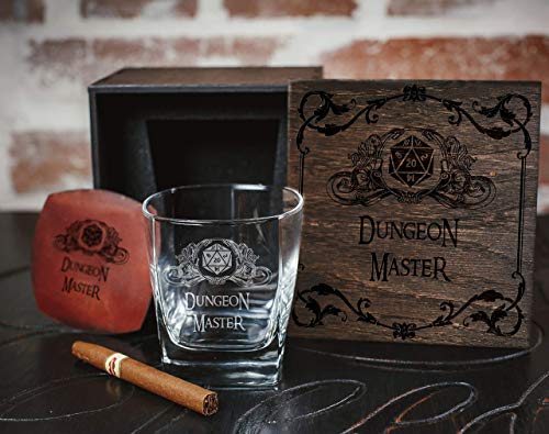 Game Master Gift Idea - Role Game Style Whisky Glass with Gift Box - Presents for Him (Dungeon Master with Dice)