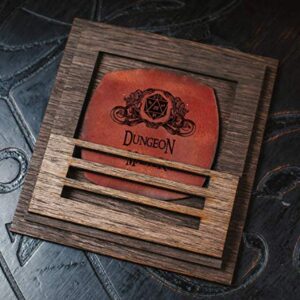 Game Master Gift Idea - Role Game Style Whisky Glass with Gift Box - Presents for Him (Dungeon Master with Dice)