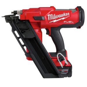 Milwaukee 2745-21 M18 FUEL 30-Degree Cordless Framing Nailer Kit (5 Ah)