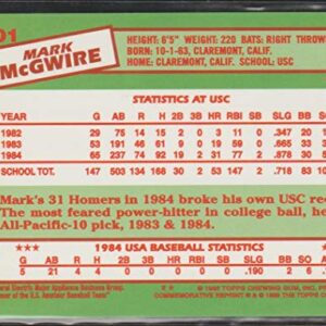 1999 Topps Mark McGwire Rookie Reprint Baseball Card #401