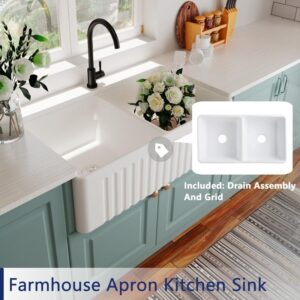 Double Bowl Kitchen Sinks,DeerValley DV-1K028 33" L x 18" W White Farmhouse Ceramic Reversible Double Bowl Farmhouse Front Porcelain Sink with Apron