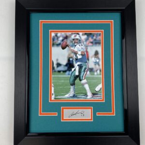 framed dan marino facsimile laser engraved signature auto miami dolphins 14x17 football photo