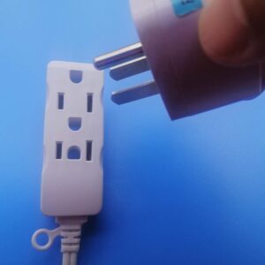 Multi Plug Outlet Extender Box,3-Outlet Power Strip, Long Extension Cord, White (1.8m/6Ft)