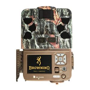 Browning Trail Cameras 24MP Dual Lens Recon Force Patriot Trail Camera (4-Pack) with 32GB SD Cards and Reader (