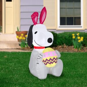 gemmy airblown inflatable snoopy with bunny ears and decorated egg, 3.5 ft tall, white