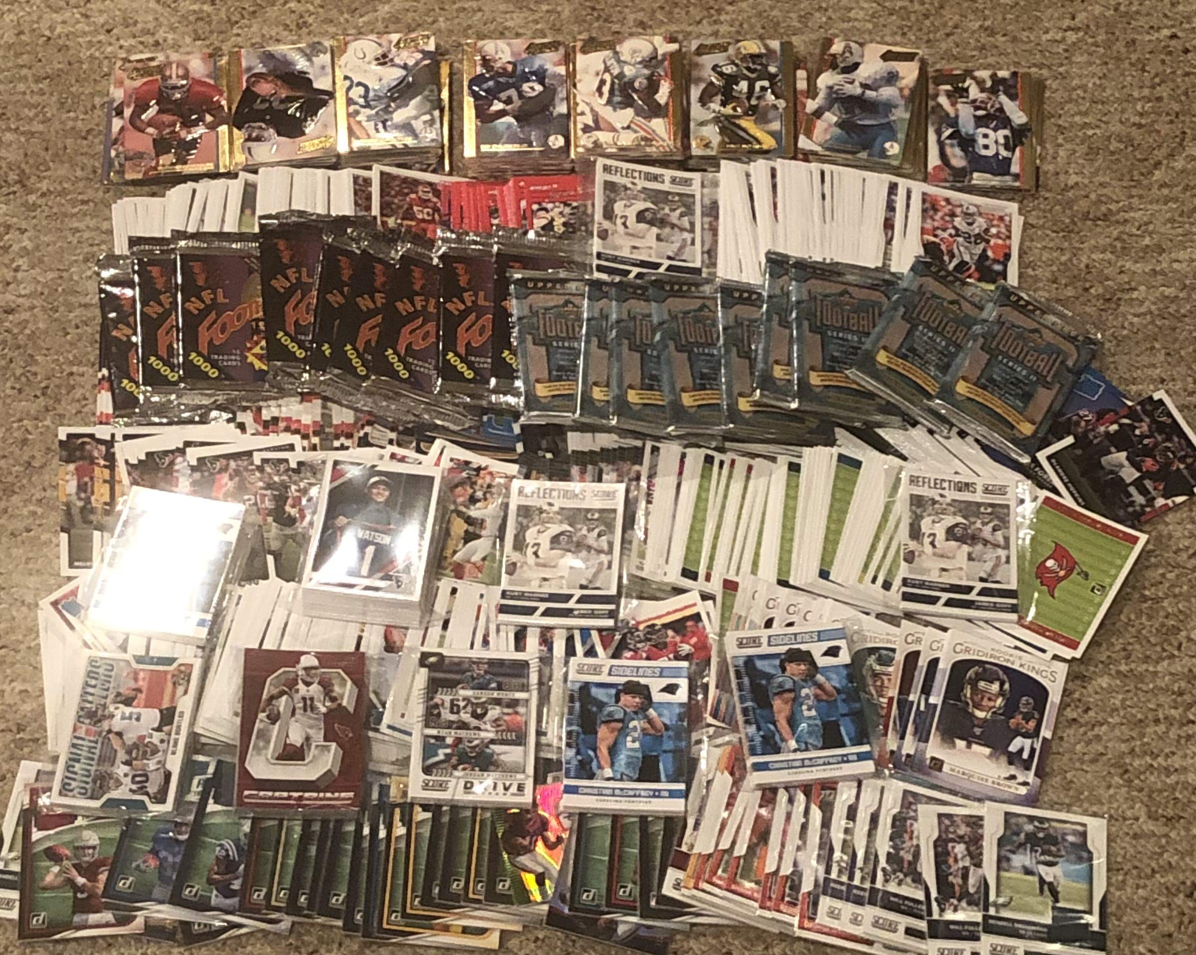 200 Card NFL Starter Gift Pack Includes Many Stars, Rookies, Hall Of Famers, Tom Brady, Drew Brees, Aaron Rodgers Peyton Manning Also Includes Unopen Vintage Pack Autograph Card and Jersey Card