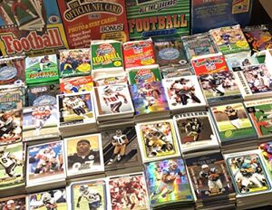 400 football card nfl starter gift pack many stars, rookies, hall of famers, tom brady, brees, rodgers, manning also includes bonus score fb insert set