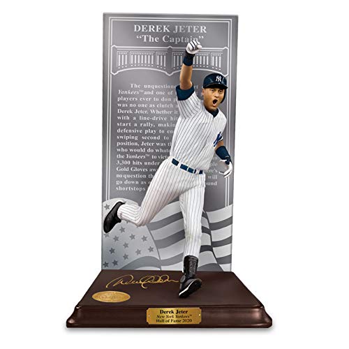 DEREK JETER Home Pinstripe Pose HALL OF FAME LIMITED COLLECTORS EDITION SCULPTURE