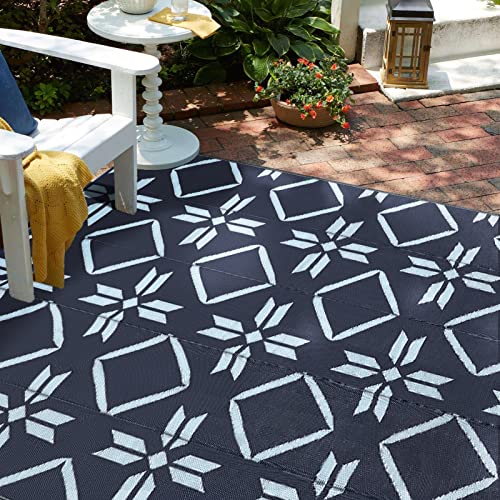 Kohree Outdoor Plastic Straw Rug 6x9, waterproof mat for camping patio rugs clearance rugs with 4 corner loops for patio, deck, backyard, picnic. Easy to clean & carry.