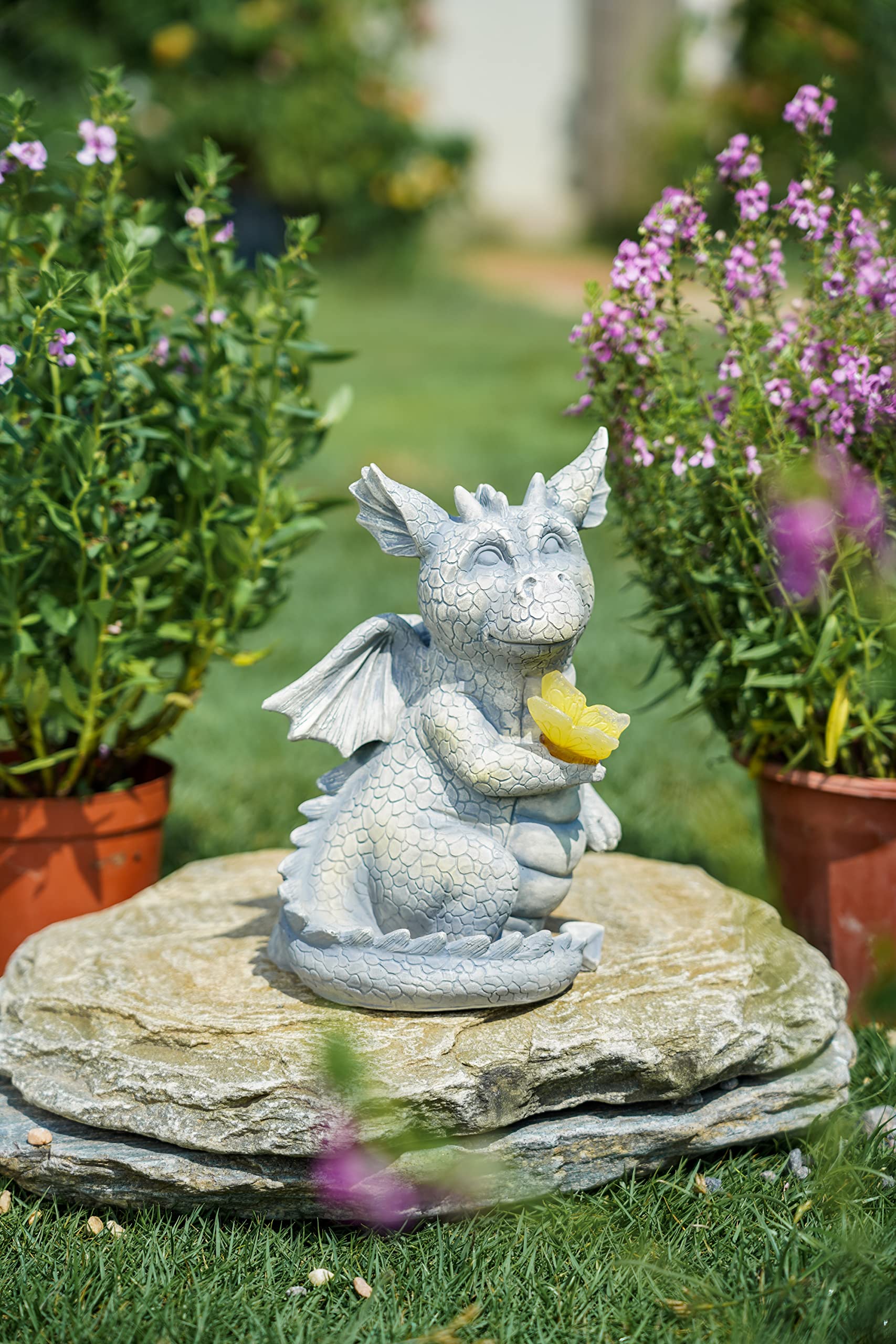 TERESA'S COLLECTIONS Dragon Decor Garden Statues & Sculpture with Solar Powered Lights, Baby Dragon Outdoor Statues Figurines Garden Gifts for Patio Lawn Yard Decoration, 9.1 Inch