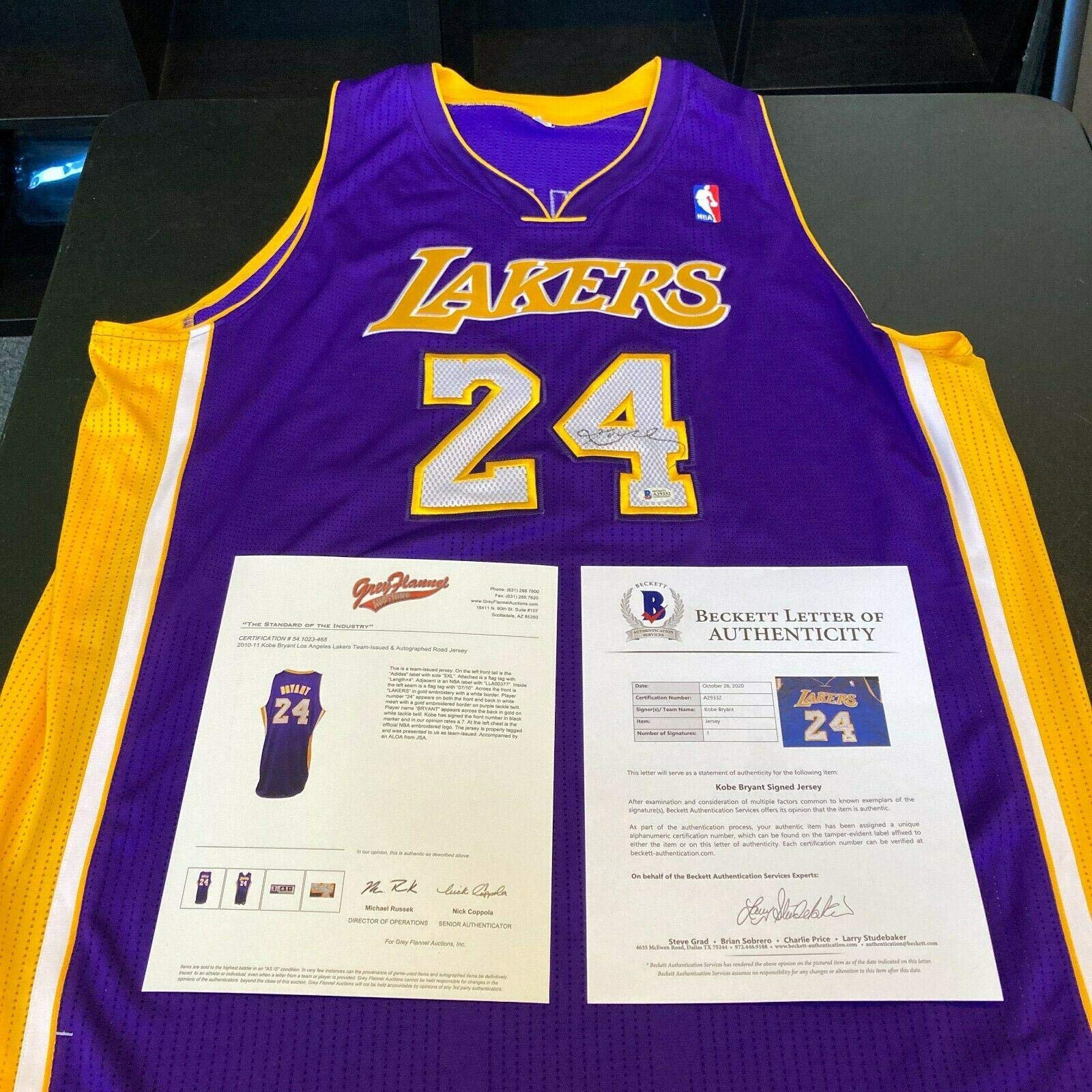 Sports Memorabilia Kobe Bryant Signed 2010-11 Los Angeles Lakers Game Issued #24 Jersey Beckett COA - Autographed NBA Jerseys