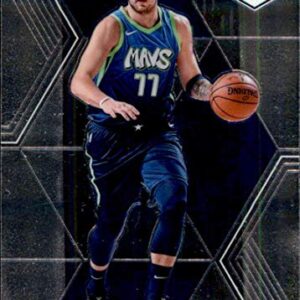 2019-20 Panini Mosaic #44 Luka Doncic Dallas Mavericks Basketball Card