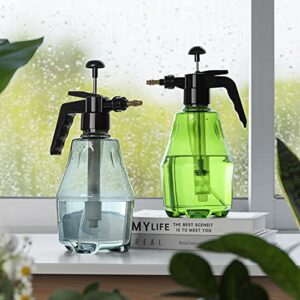 T4U Fine Mist Spray Bottle Plastic Grey 1.5L, Hand Held Pressure Plant Mister with Top Pump, Empty Water Sprayer Watering Can with Adjustable Nozzle for Indoor and Outdoor Gardening and Home Cleaning