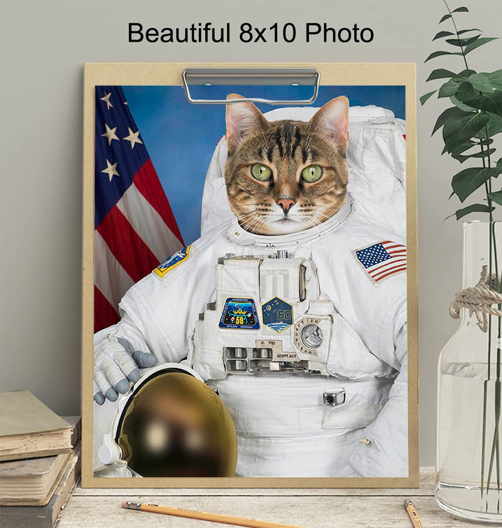 Cat Astronaut - Cat Wall Decor - Astronaut Decor - Space Wall Decor - Space Wall Art - NASA Wall Decor - Funny Cat Wall Art Poster - Cute Cat Home Decor - Cat Themed Gifts