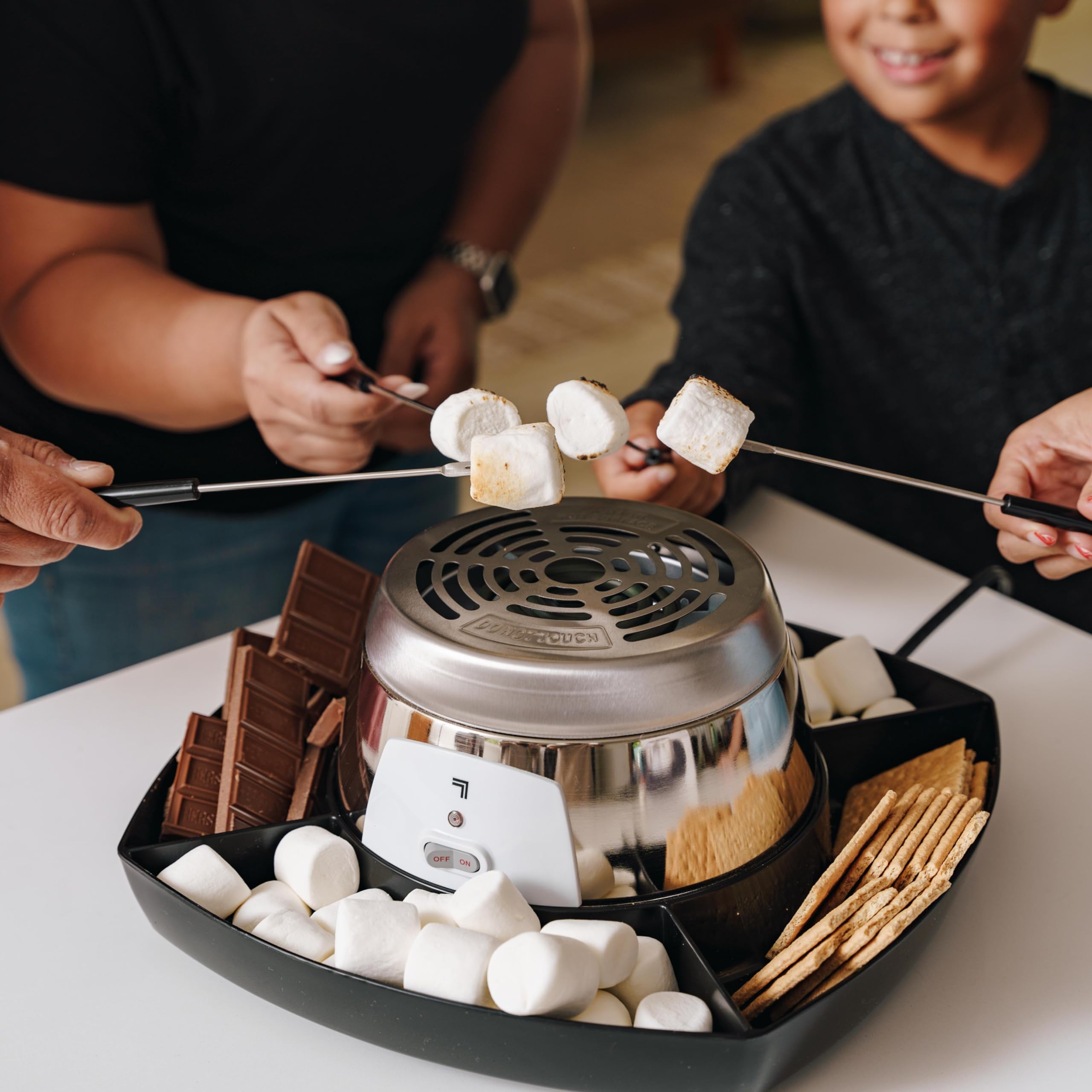 THE SHARPER IMAGE Flameless Marshmallow S’mores Maker, Includes Four Forks and Easy Cleaning Parts, Indoor Safe for Kids, Electric, Perfect for Birthday Parties