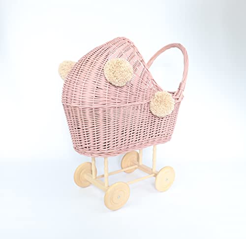 CACKOO Handmade Wicker Pram For Dolls With Cotton Bedding Sheets And Handmade Pom-Poms Ideal As Birthday Gift Natural Pink