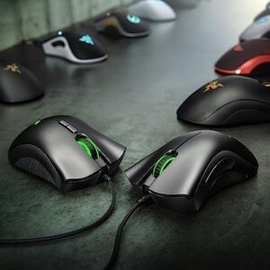 Razer DeathAdder Essential Gaming Mouse: 6400 DPI Optical Sensor - 5 Programmable Buttons - Mechanical Switches - Rubber Side Grips - Mercury White