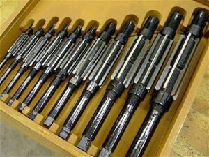 11 pc adjustable hand kingpin reamer h4 - h14.