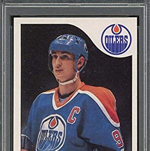 Wayne Gretzky 1985 Topps Hockey Card #120 Graded PSA 8