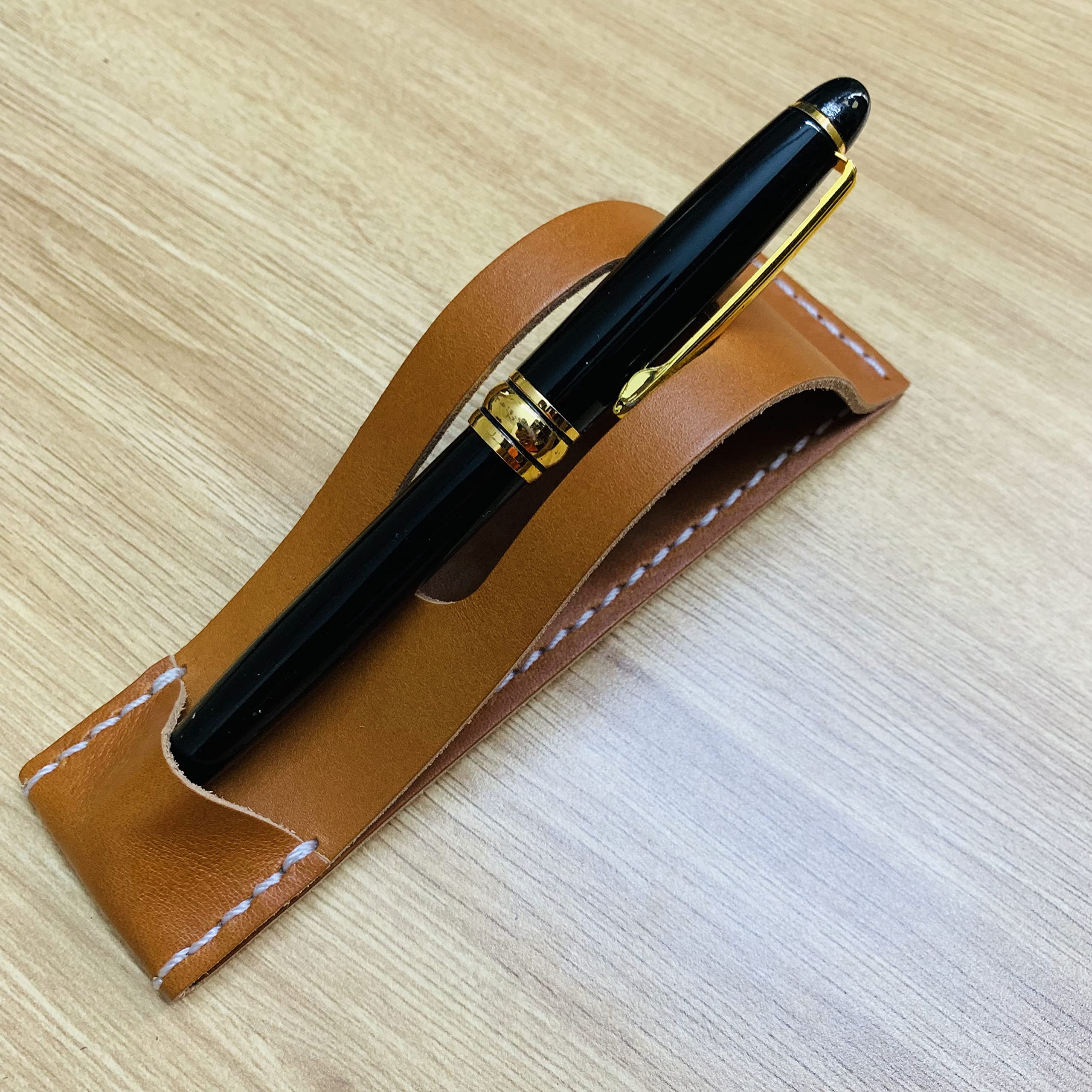 Leather Pen Display Stand Ink Pen Holder Pencil Display for Desk Pencil Holder for Desk Decor Desk Organizer, Fountain Pen Ballpoint Pen Display for Home School Office