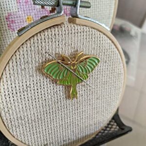 Pastel Luna Moth Needle Minder