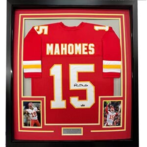 framed facsimile autographed patrick mahomes 33x42 kansas city red reprint laser auto football jersey size men's xl