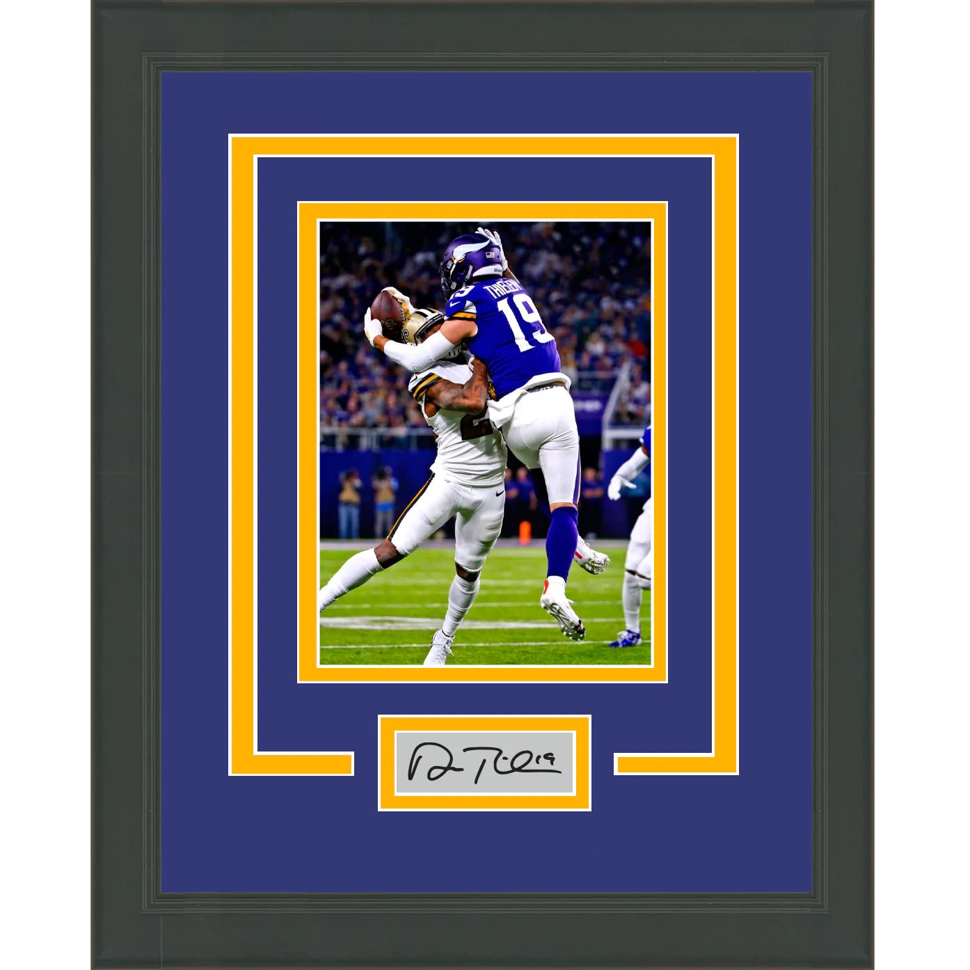 Framed Adam Thielen Facsimile Laser Engraved Signature Auto Minnesota Vikings 14x17 Football Photo