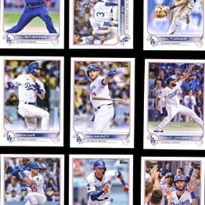 Los Angeles Dodgers 2022 Topps Complete Mint Hand Collated 22 Card Team Set Featuring Mookie Betts and Clayton Kershaw Plus Rookie Cards and Others