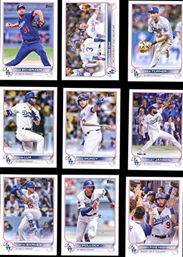 Los Angeles Dodgers 2022 Topps Complete Mint Hand Collated 22 Card Team Set Featuring Mookie Betts and Clayton Kershaw Plus Rookie Cards and Others