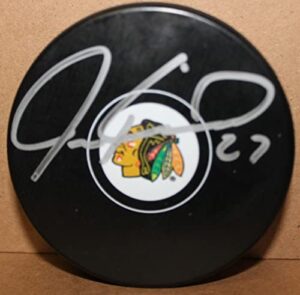 jeremy roenick chicago blackhawks autographed puck autographed - autographed nhl pucks