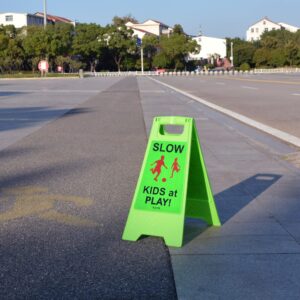 Children at Play Safety Signs For Street Kids at Play Signs For Street Slow Down Signs For Neighborhoods Kids Playing Reflective Caution Sign (3 Pack)