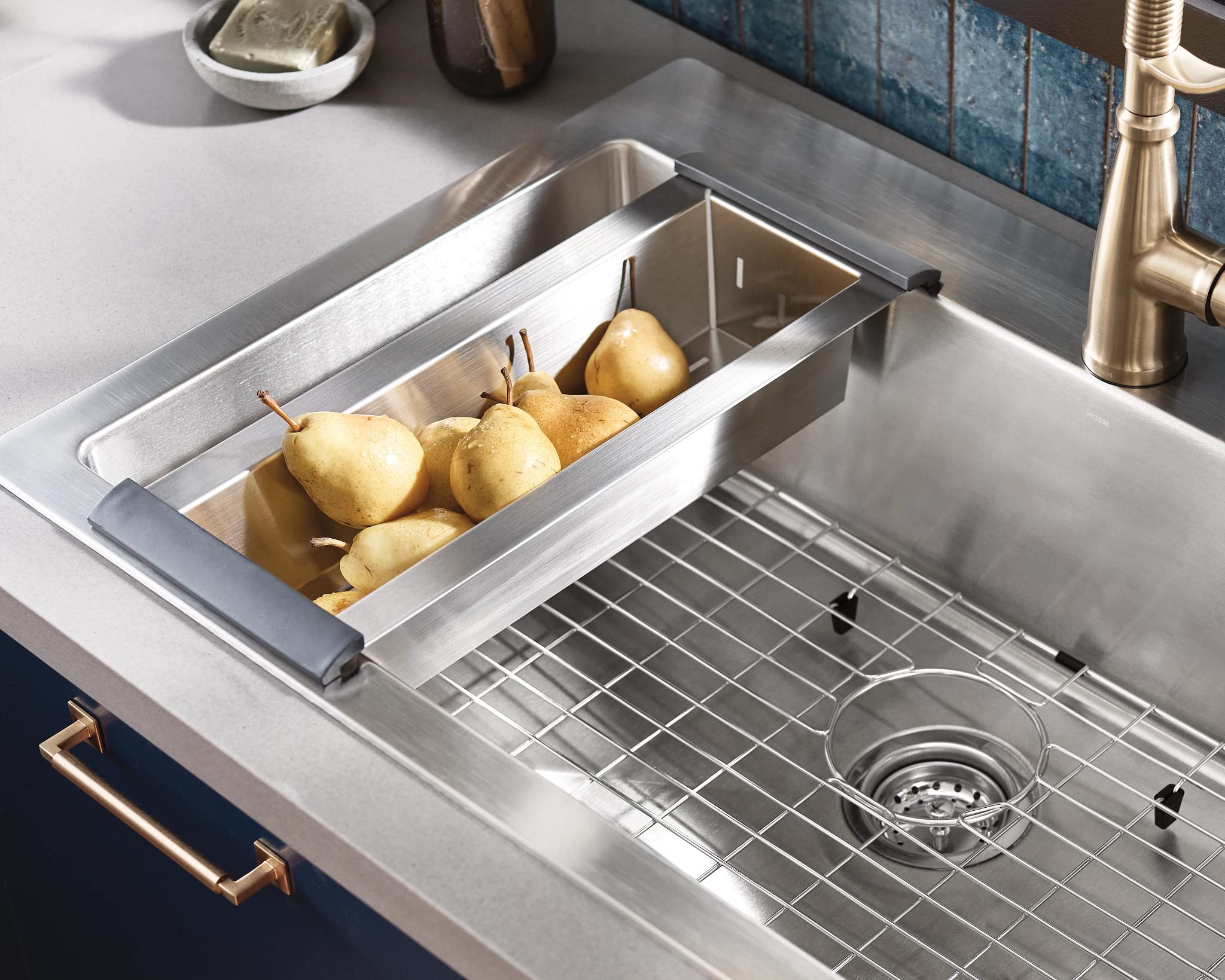 Moen Luxe Chef 18-Gauge Stainless Steel Dual Mount 33" x 22" Single Bowl Workstation Sink, Includes Cutting Board, Flexible Drying Rack, Colander, Bottom Sink Grid, and Drain, GS181012BUX