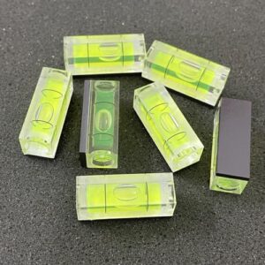 ZUJHPYMI 6Pcs Magnetic Small Bubble Level 10x10x29mm Mini Square Bubble Spirit Levels Leveling Tools